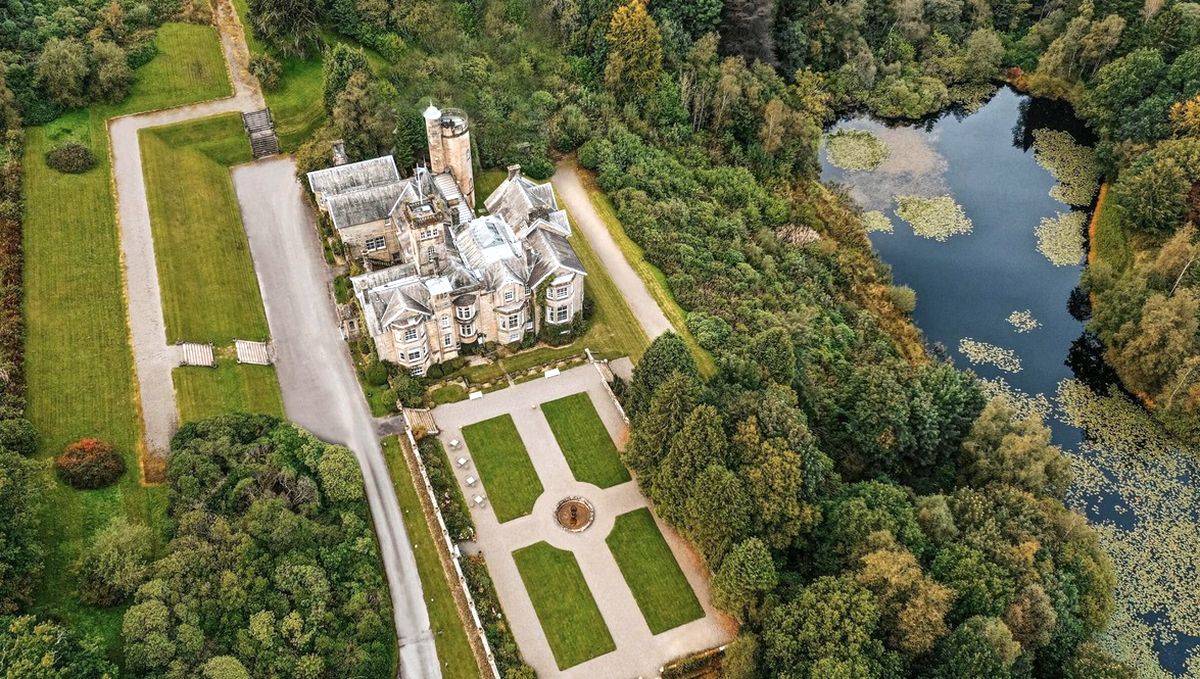 Auchen Castle Hotel- Beattock, Scotland Hotels- First Class Hotels in ...